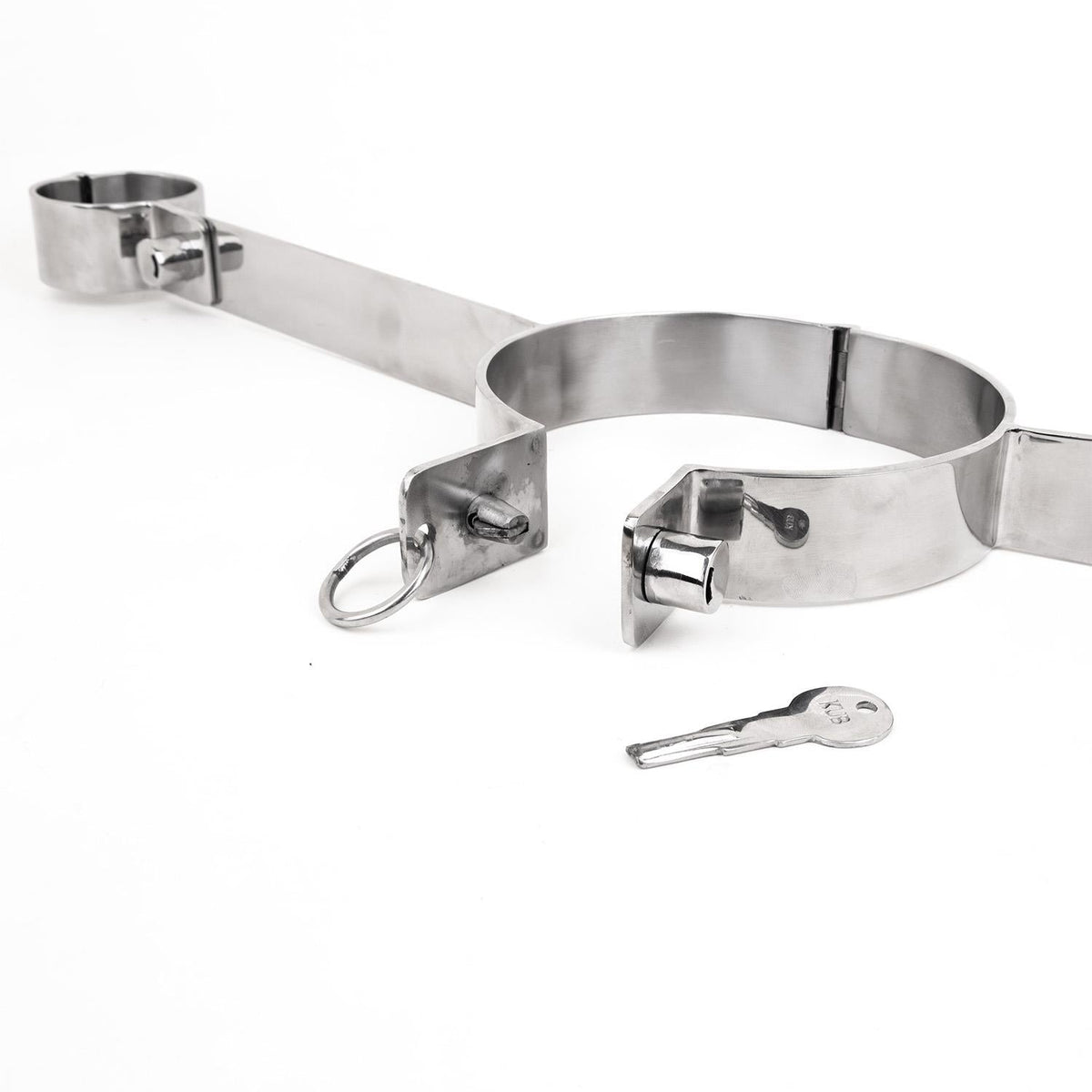 Neck & Wrist Rigid Irons, Snap Shut Locks | Fetters – REGULATION